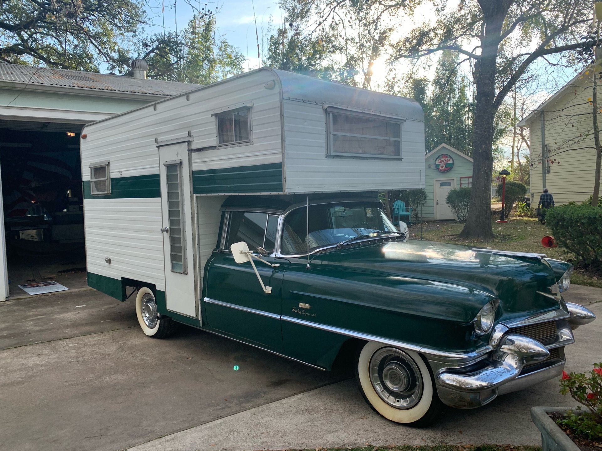 1956 Cadillac Camper – Amazing Cars