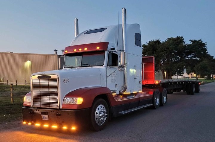 1995 Freightliner FLD120 – Amazing Cars