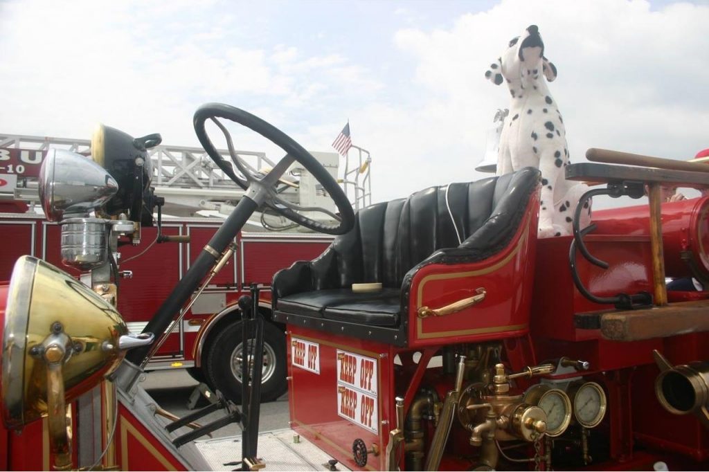 1925 Stutz Model K Firetruck – Amazing Cars