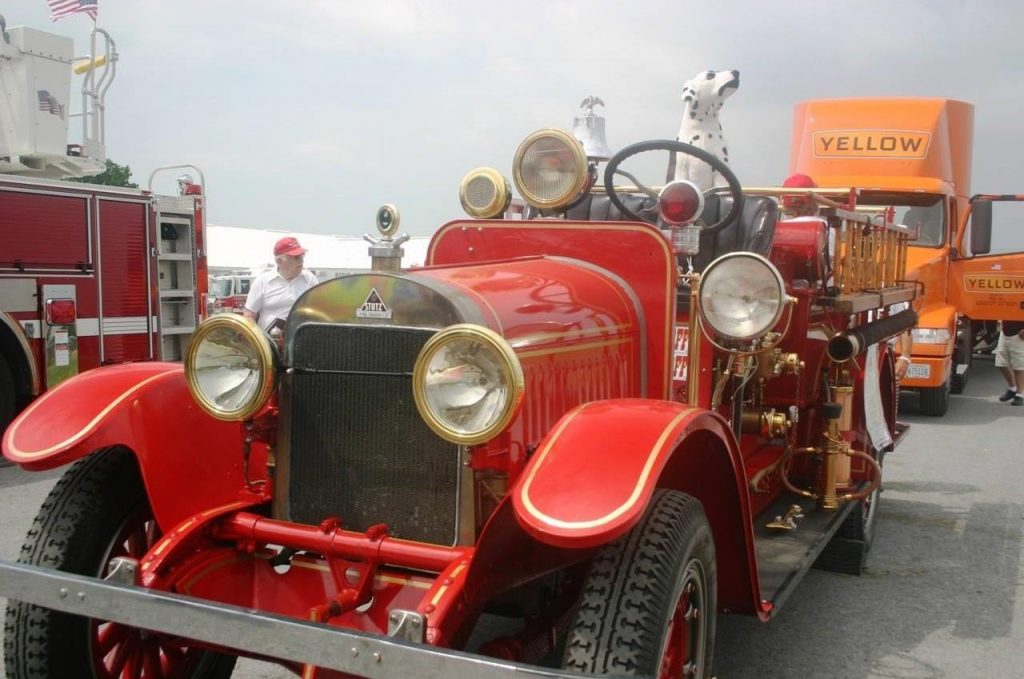 1925 Stutz Model K Firetruck – Amazing Cars